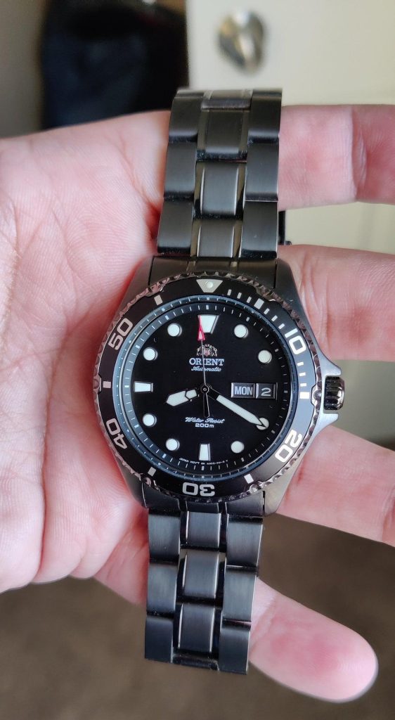 Orient Ray Raven II Automatic Dive Watch 200M (FAA02003B9) - Lug to Lug